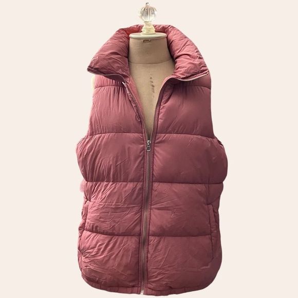 Old Navy | Jackets & Coats | Old Navywomens Rose Puffer Vest Sz L Euc | Poshmark